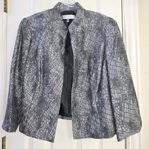 Kasper | Jackets & Coats | Kasper Metallic Silver Snakeskin Textured ...